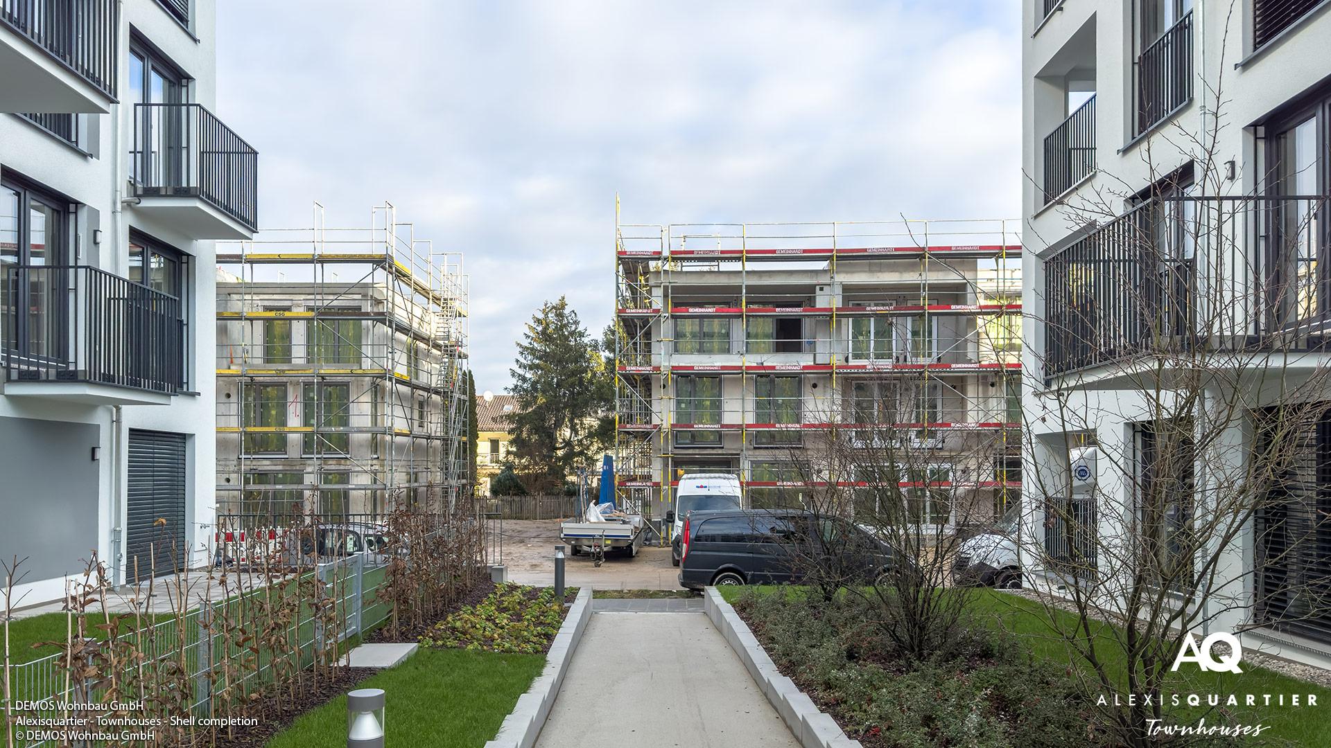 "Alexisquartier - Townhouses" in Munich-Perlach: The shell is finished!